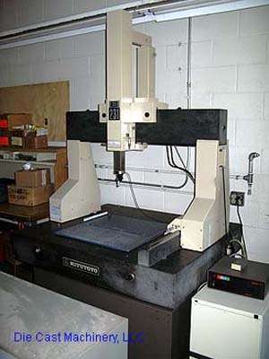 Used Mitutoyo model B231 manual coordinate measuring machine DCM 1823